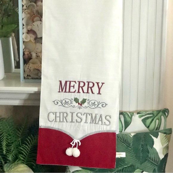 Dining | New Beautiful Timeless Merry Christmas Embroidered Table ...